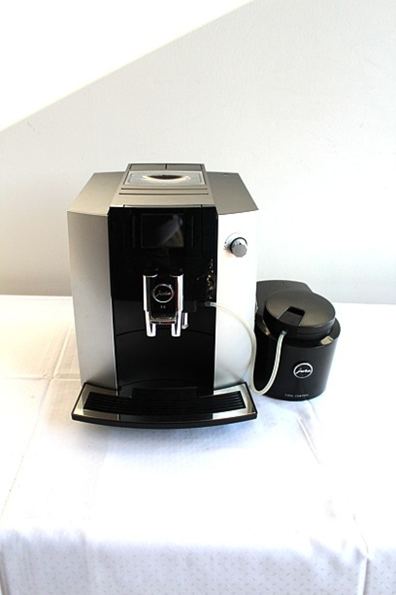Kávovar Jura - cappuccinator s chladničkou - Gastro - půjčovna Ostrava ...